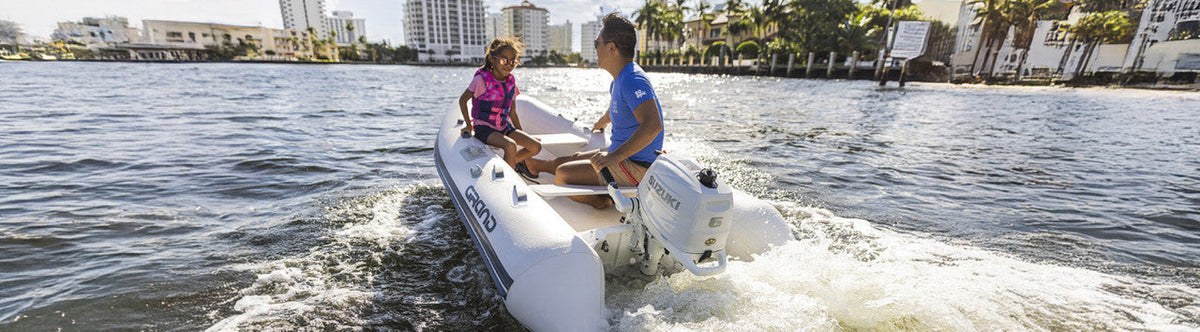 Safely Lifting Your Suzuki Outboard: A Guide to Proper Techniques ...